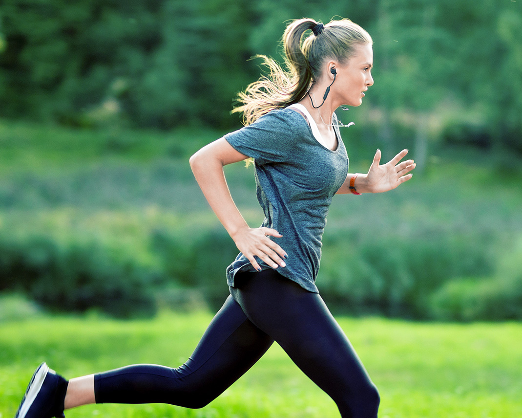 Creative Outlier ONE V2 Wireless Sweatproof In-ear Headphones ...